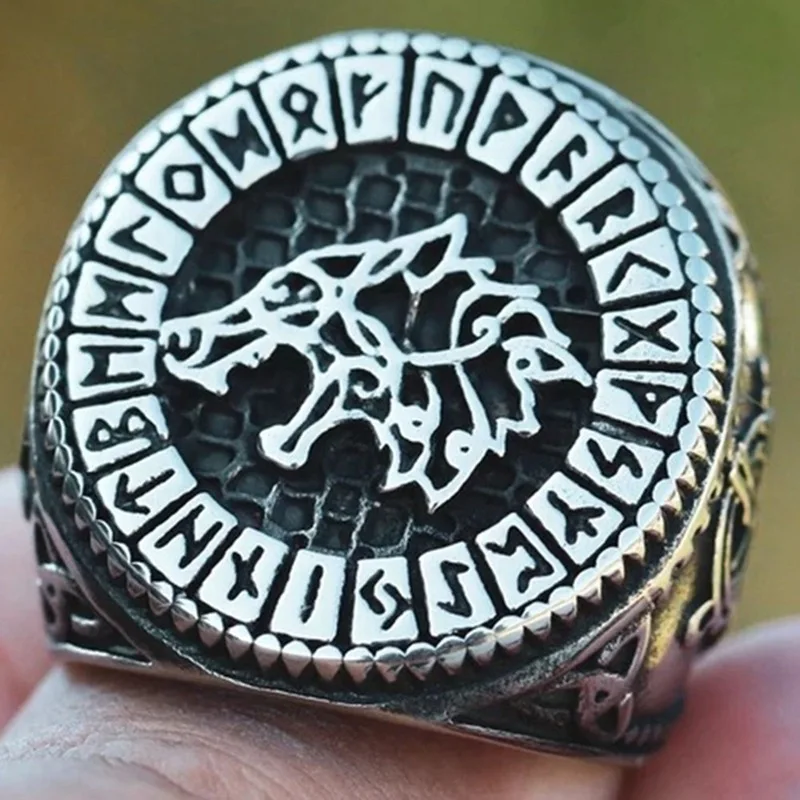 Cadı sihirbazı Evil kurt Fenrir halka Skute İskandinav Viking Rune ...