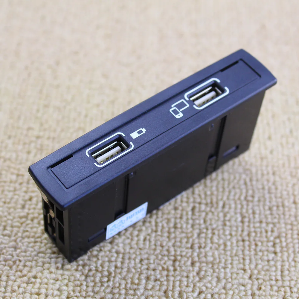 A1728202100 Dashboard USB Sockets For Mercedes-Benz CLS A CLASS GLA CLA ...