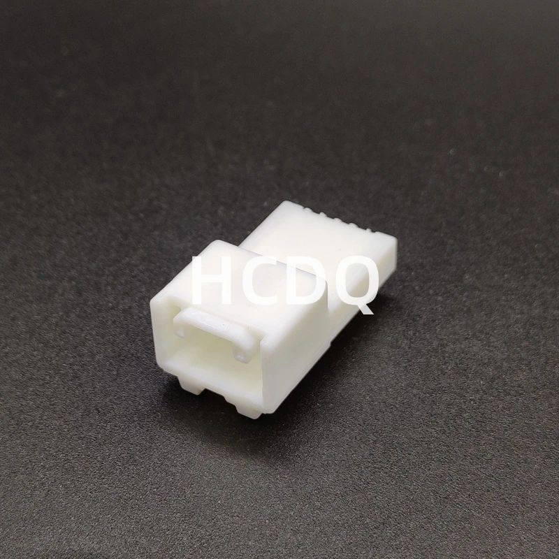 The original 90980-11920 5PIN male automobile connector plug shell and ...