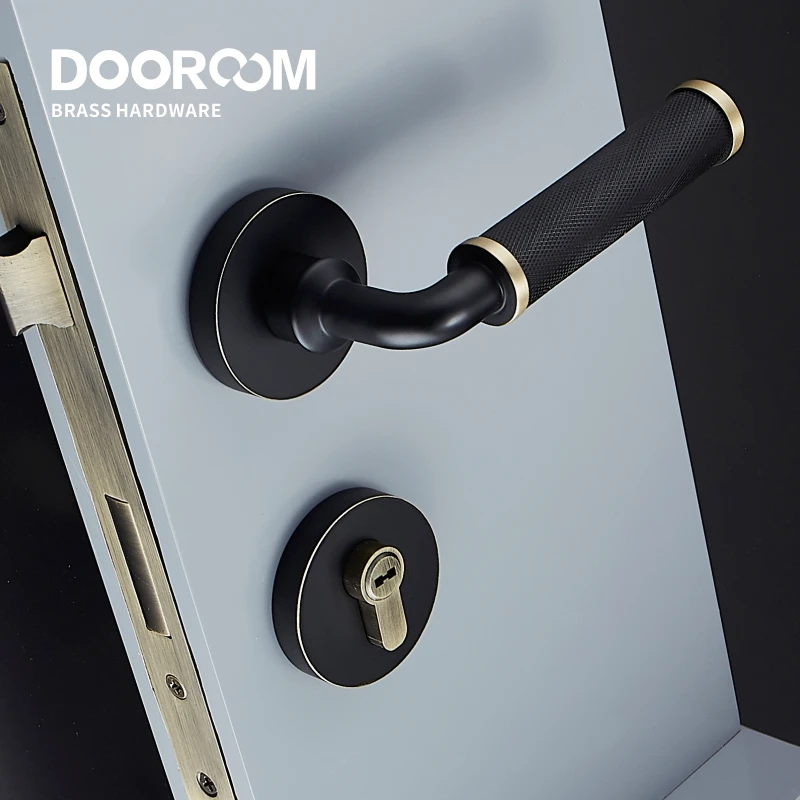 Dooroom Brass Knurled Door Lock Set Modern Interior Bedroom Bathroom ...