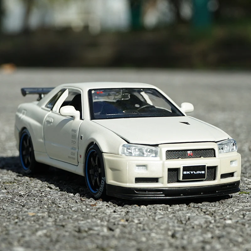 WELLY 1:24 Classic Diecast Car Nissan Skyline GT-R R34 High, 43% OFF
