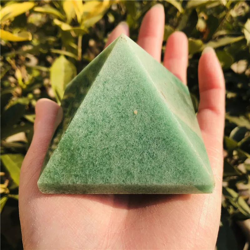 Natural-Crystal-Pyramid-Ornaments-Natural-Green-Dongling-Jade-Pyramid ...