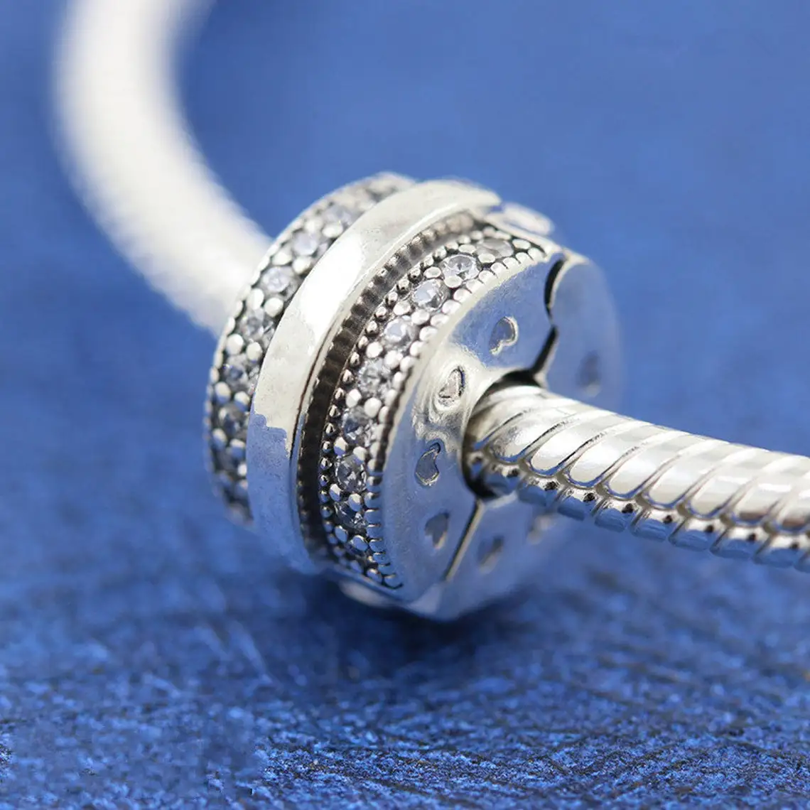 Plata de Ley 925 brillante pavé Lines & Logo Clip Charm Bead se adapta ...