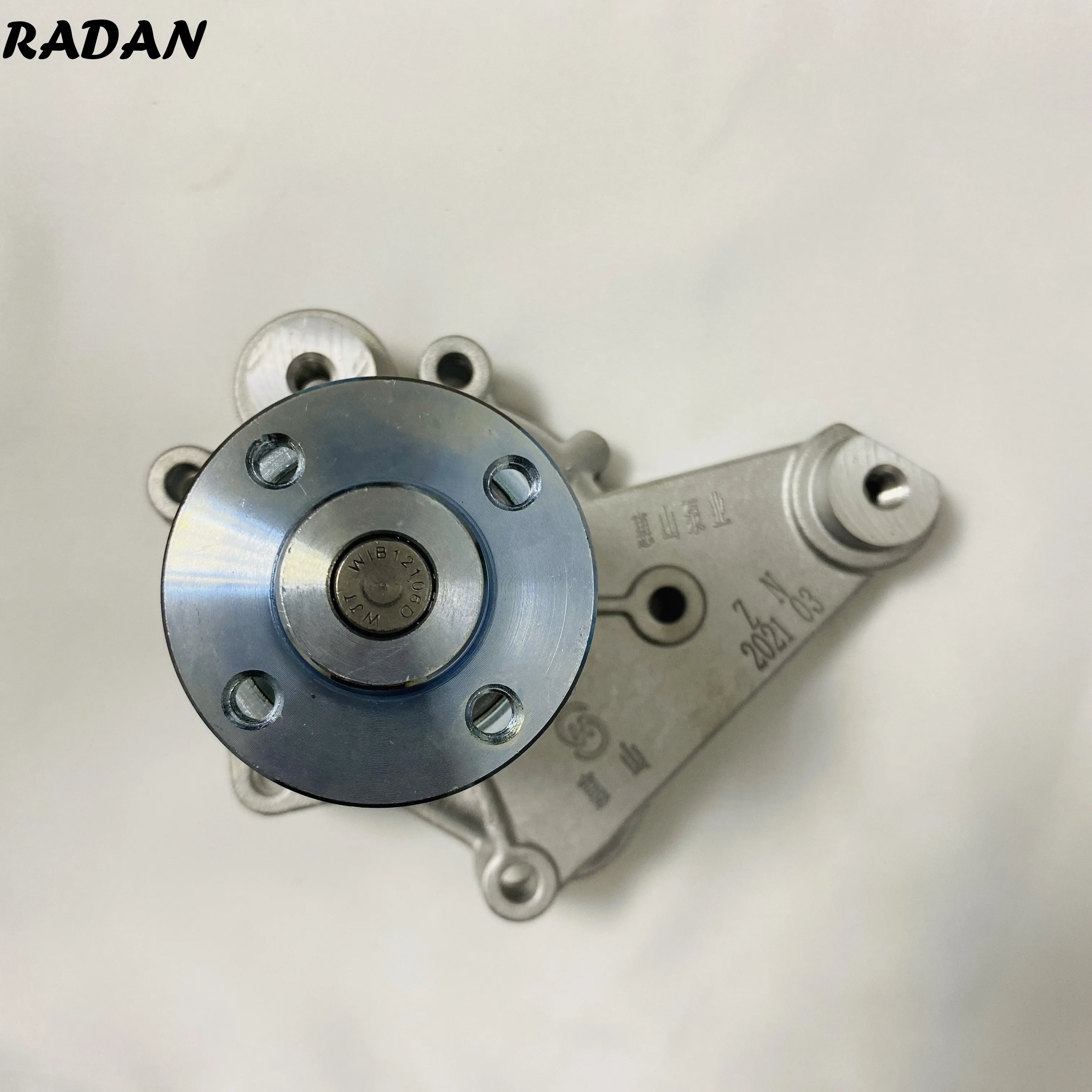High Quality Water Pump for FAW CA1023 T57 CA6371 V52 GF900 GF8 DFM ...