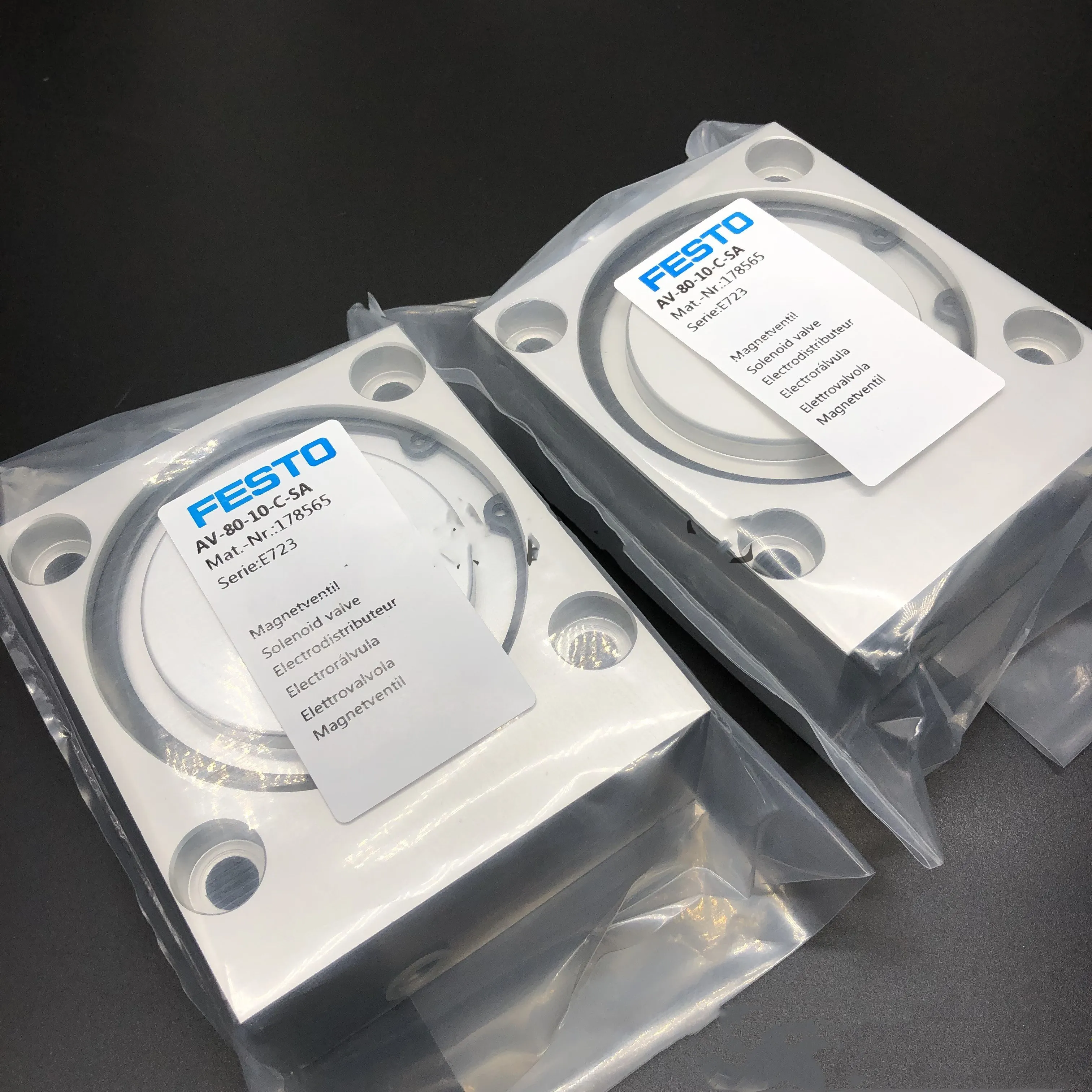 FESTO-ADV-32-5-C-SA-38654-ADV-32-5-C-AV-50-10-C-ADV.jpg