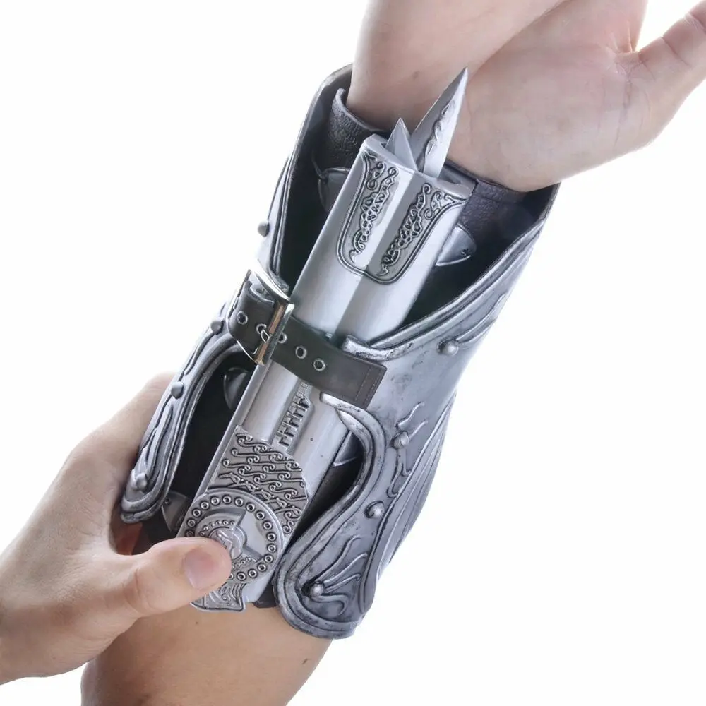 Ezio Hidden Blade