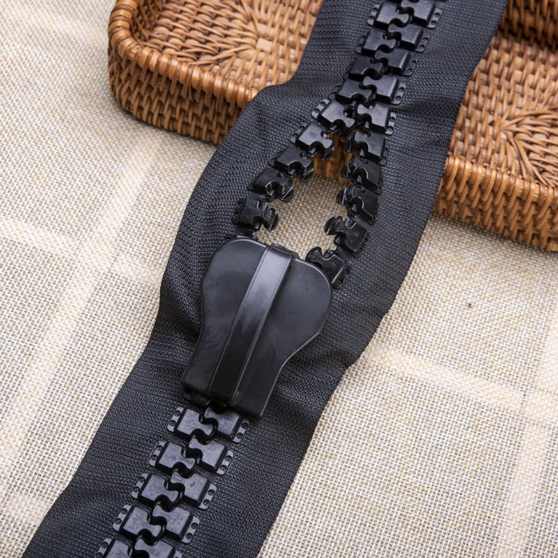Black Plastic Zipper