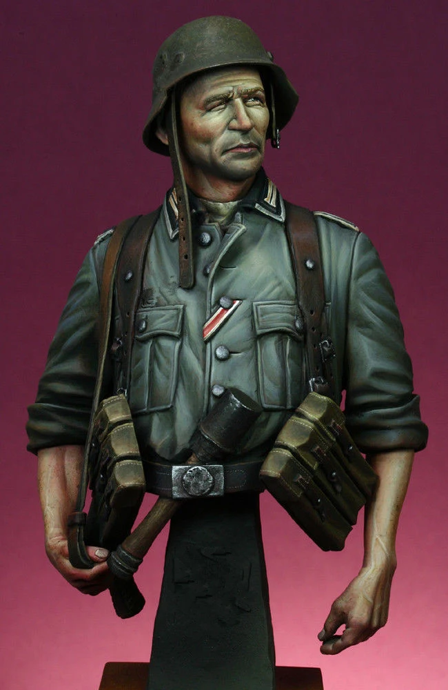 1-9-Resin-Bust-Building-Kit-Infantry.jpg