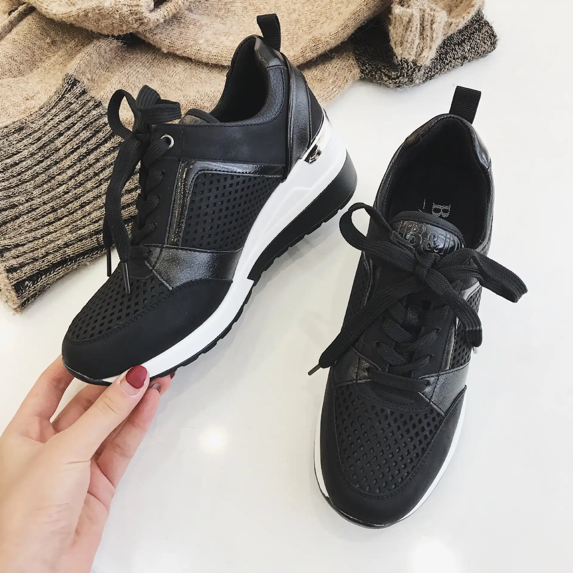Venta > sneakers mujer elegantes > en stock