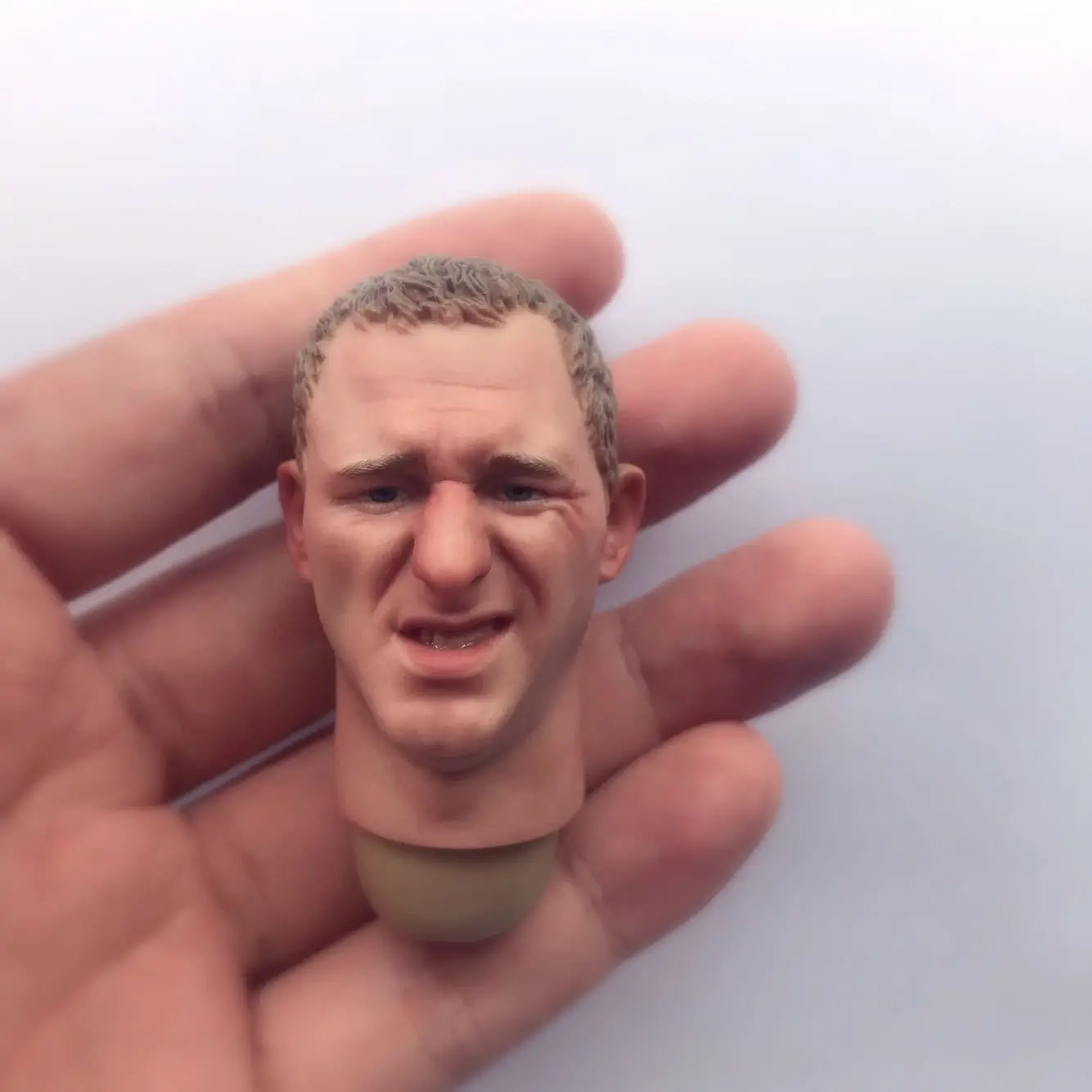 Facepool-Figure-Head-1-6-Scale-Male-Head-Sculpt-with-Expression-FP-S ...