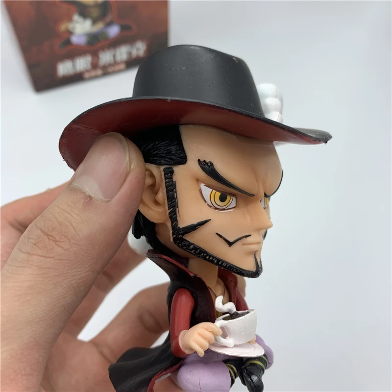 Dracule Mihawk Drinking Tea Action Figure 11cm | One piece Merchandise ...
