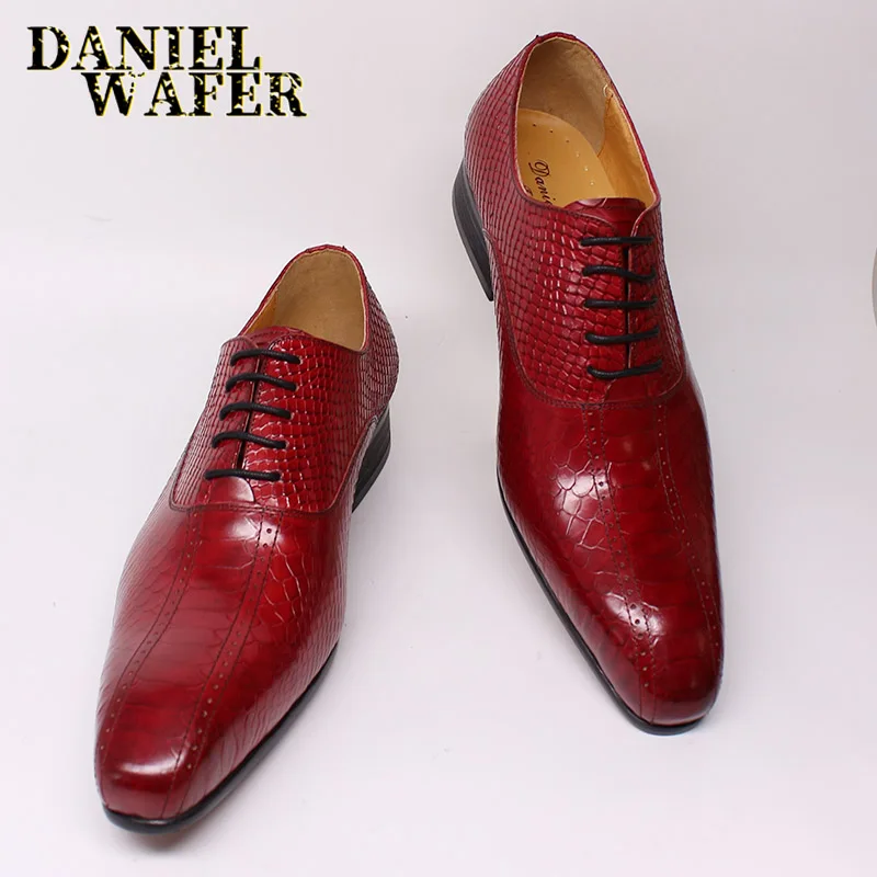 Chaussures de luxe en cuir faites à la main pour hommes, souliers de ...