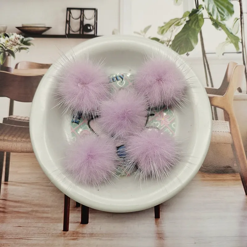 Помпон из меха норки 5/10, 2,5 см, 3 см, 4 см, кольцо с помпонами шт ...