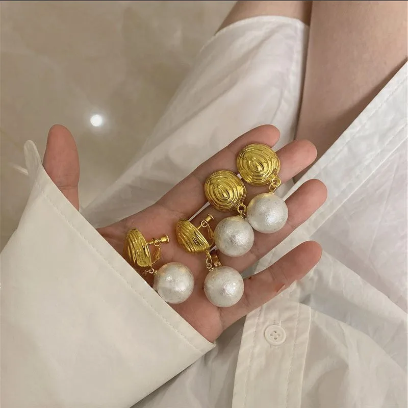 TARCLIY Vintage Geometric Irregular Metal Texture Round Earring ...