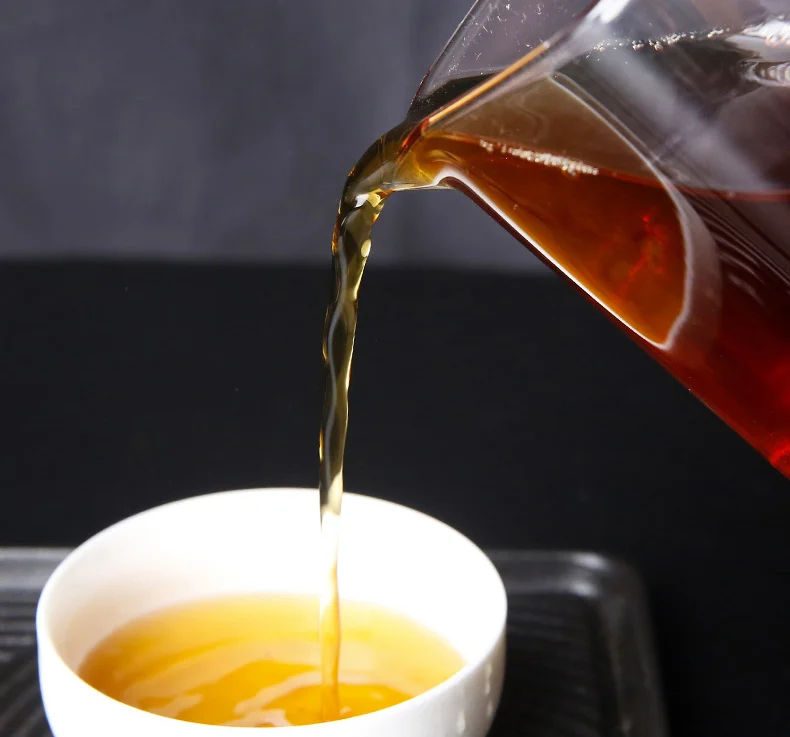 Yunnan Black Tea with Honey Sweet Notes Fengqing Dianhong Tea Red Brick ...