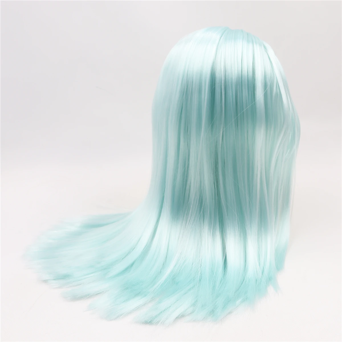 Neo Blythe Doll Light Green Hair with Takara RBL Scalp Dome | This Is ...