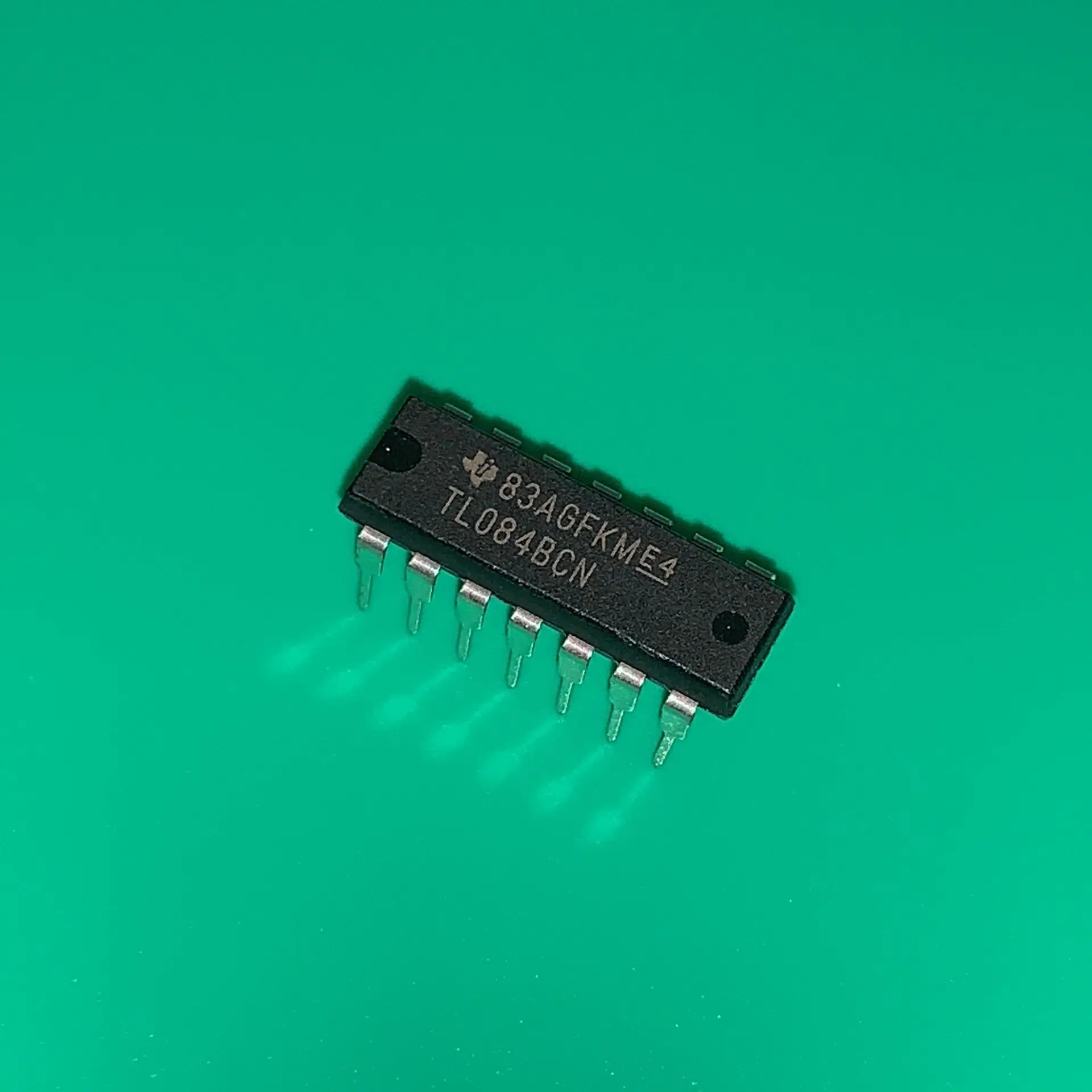 TL084BCN-DIP14-TL-084BCN-IC-OPAMP-JFET-3MHZ-14DIP-TL084BCNG4-TL084-BCN-TL0848CN-084-lote-de.jpg