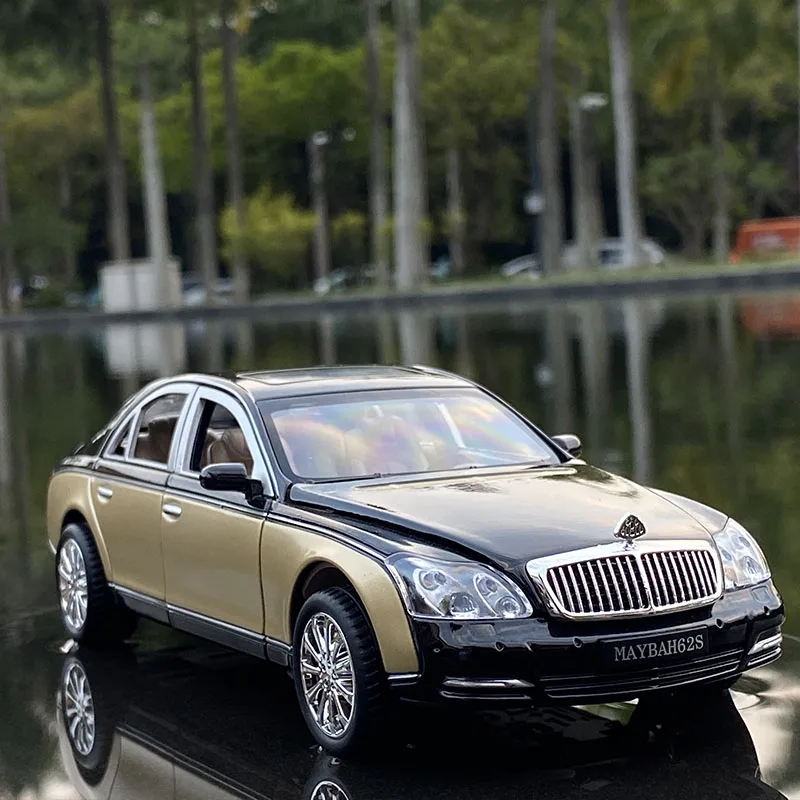 1-24-Maybach-62s-S650-Classic-Luxy-Car-Alloy-Car-Model-Diecasts-Metal ...