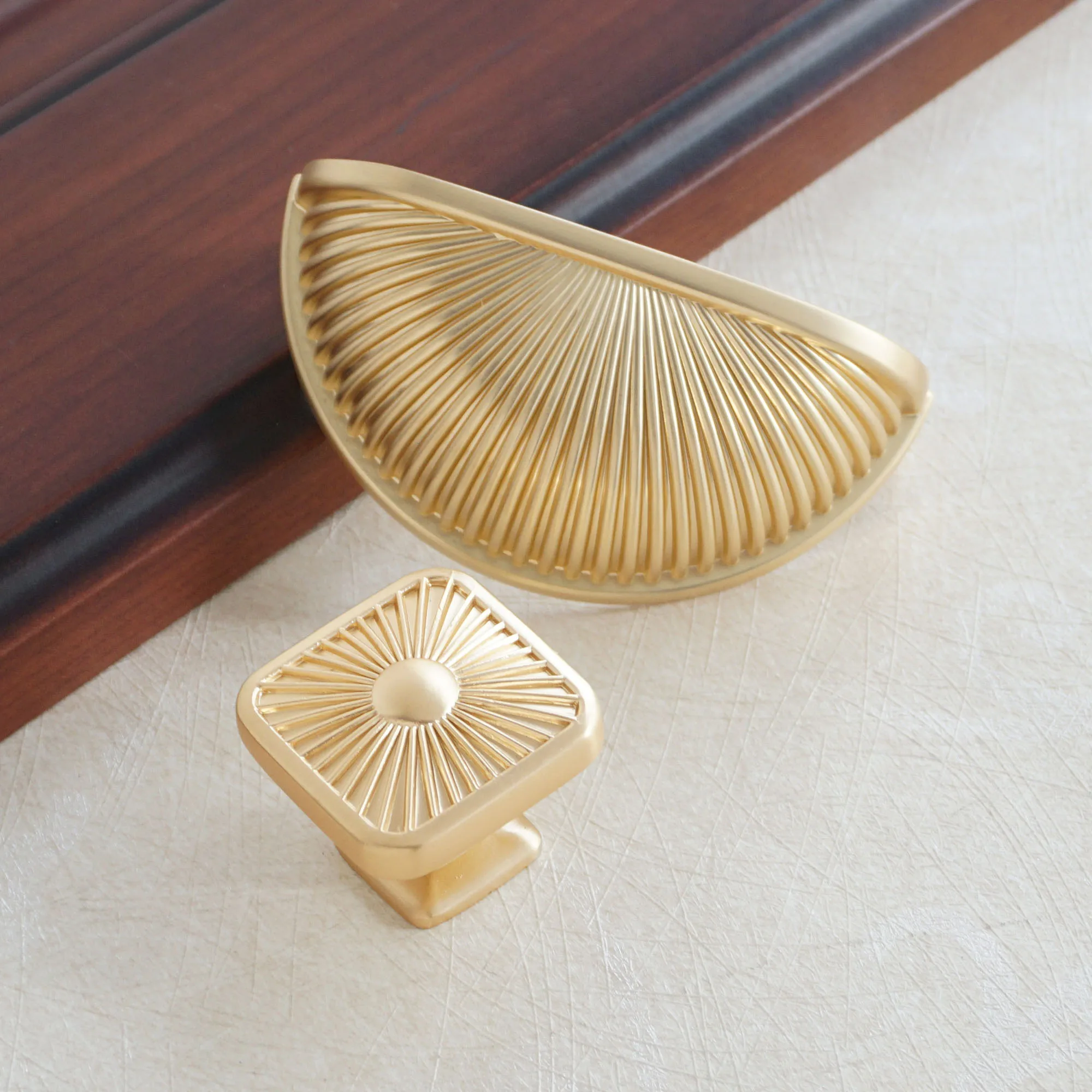 3" Shell Shape Cabinet Handles Square Zinc Alloy Drawer Knobs Kitchen ...