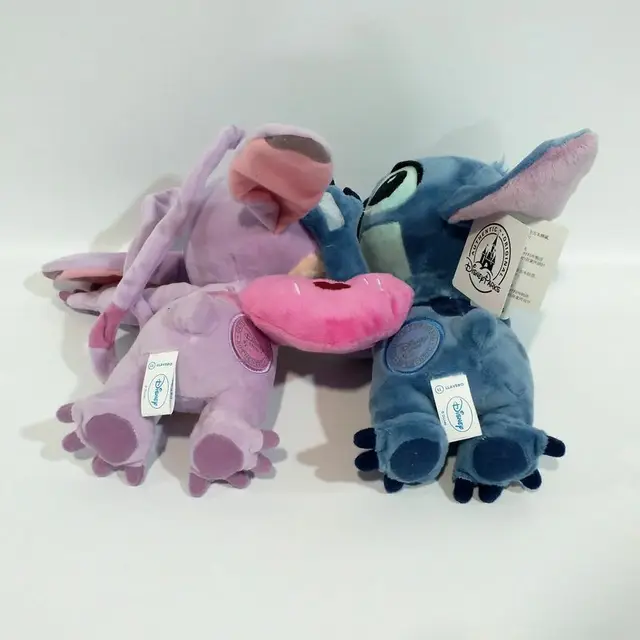 Stitch And Angel Hugging