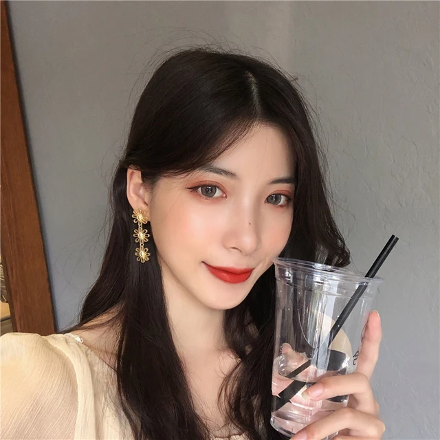 Daisy Grande's Instagram, Twitter & Facebook on IDCrawl