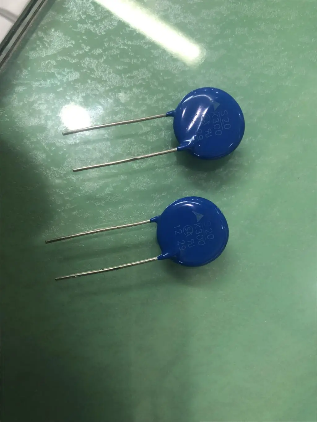 Original 5pcs/ S20K300 B72220S301K101|Resistores| - AliExpress