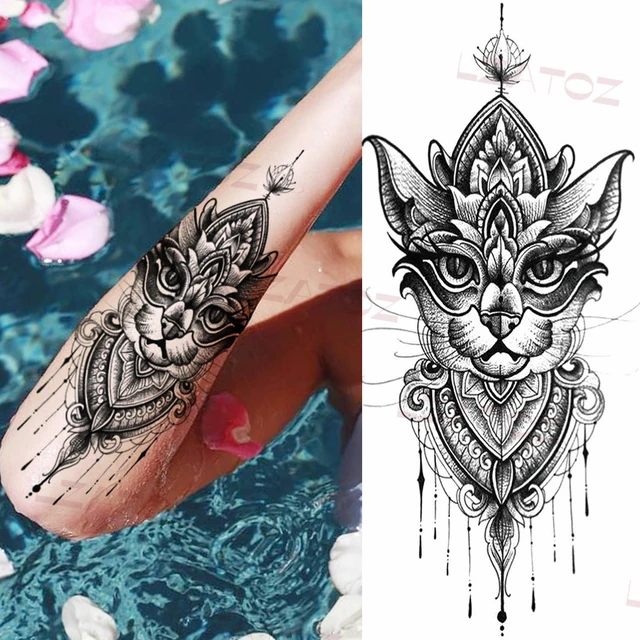 Henna Cat