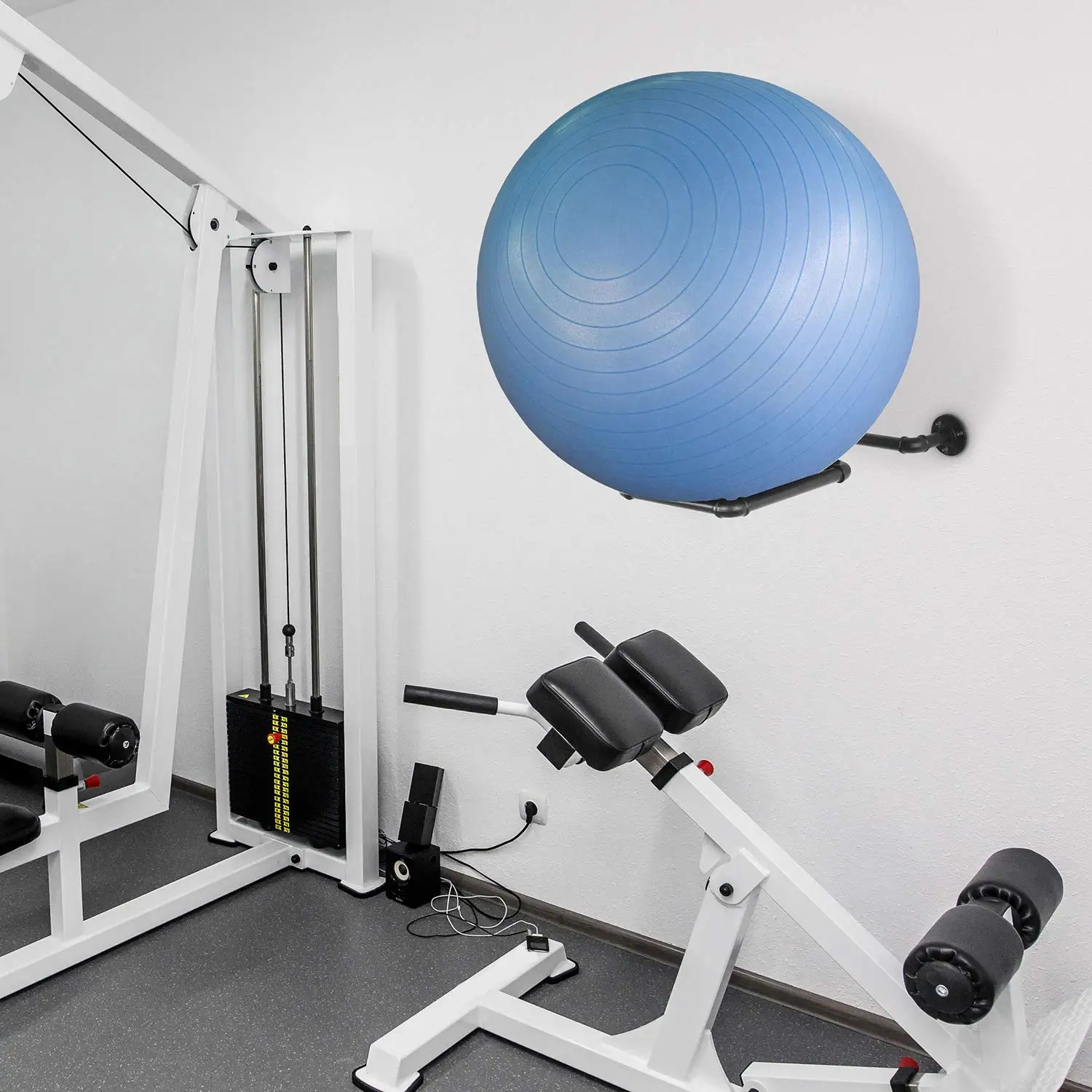 Stability Ball Lat Pull On