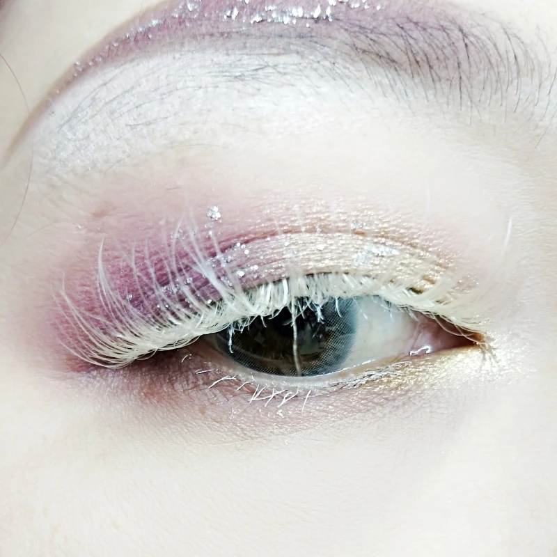 Snow Queen Eye Makeup