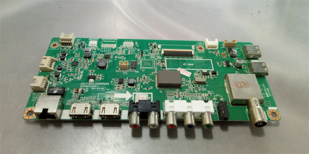 LED49C1000N-motherboard-JUC7-820-00097065-screen-C490F13-E2-L.jpg