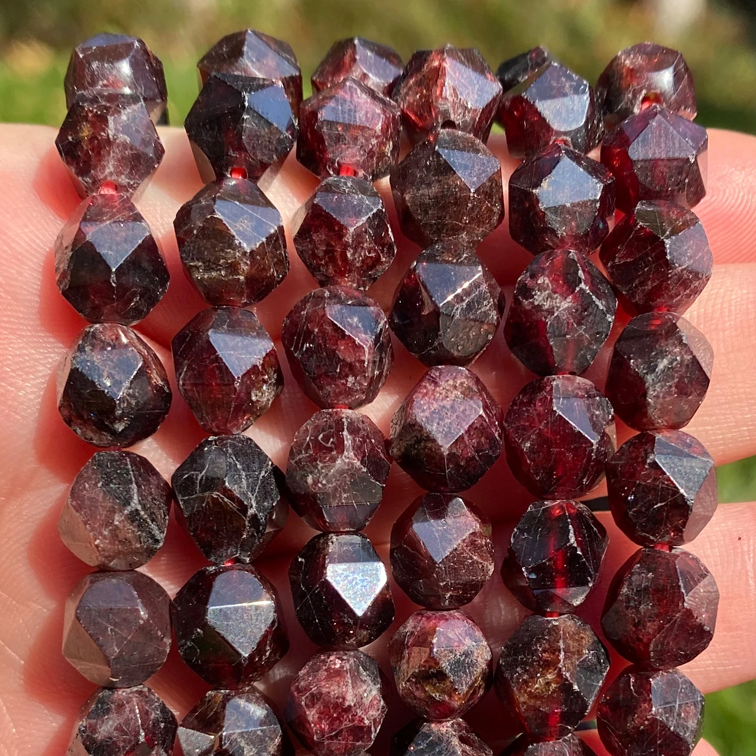 Granate rojo oscuro facetado Natural para la fabricación de joyas ...