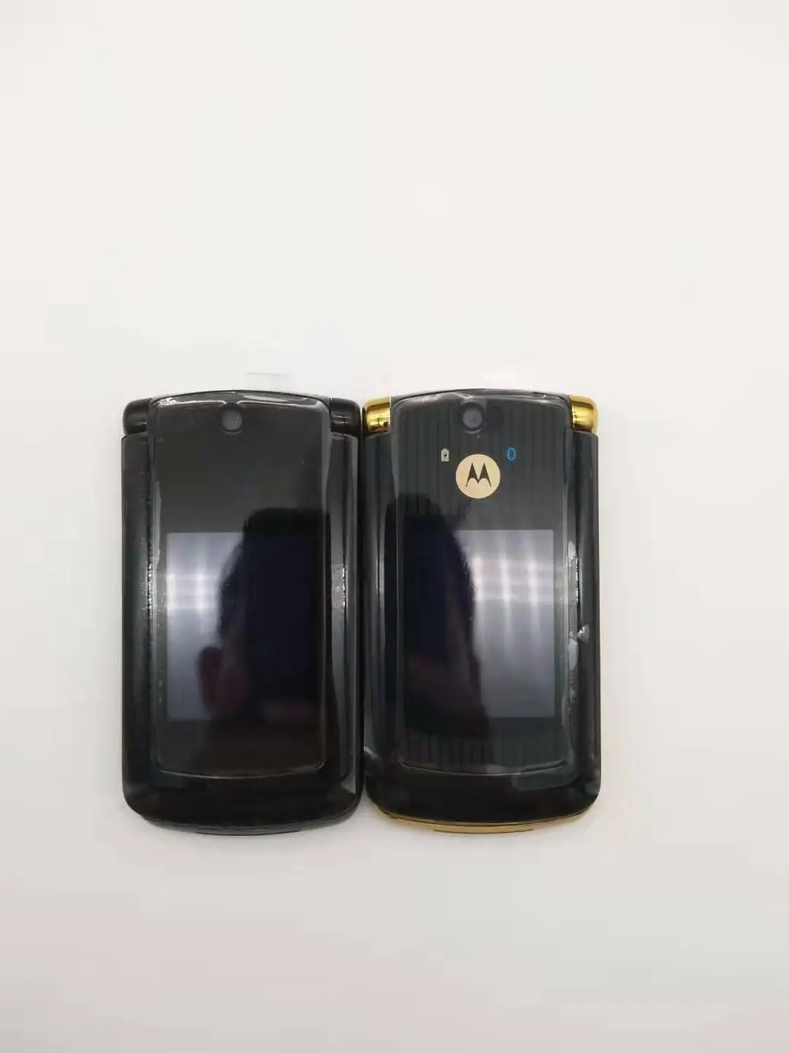 Motorola Razr Flip V8