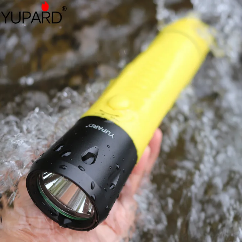 YUPARD-80-M-underwater-light-Built-in-battery-professional-diving ...