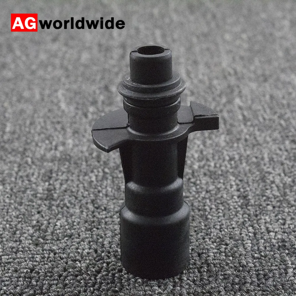 LR028136 Water Pump Oil Cooler Tube For Land Rover Discovery 4 2010 ...