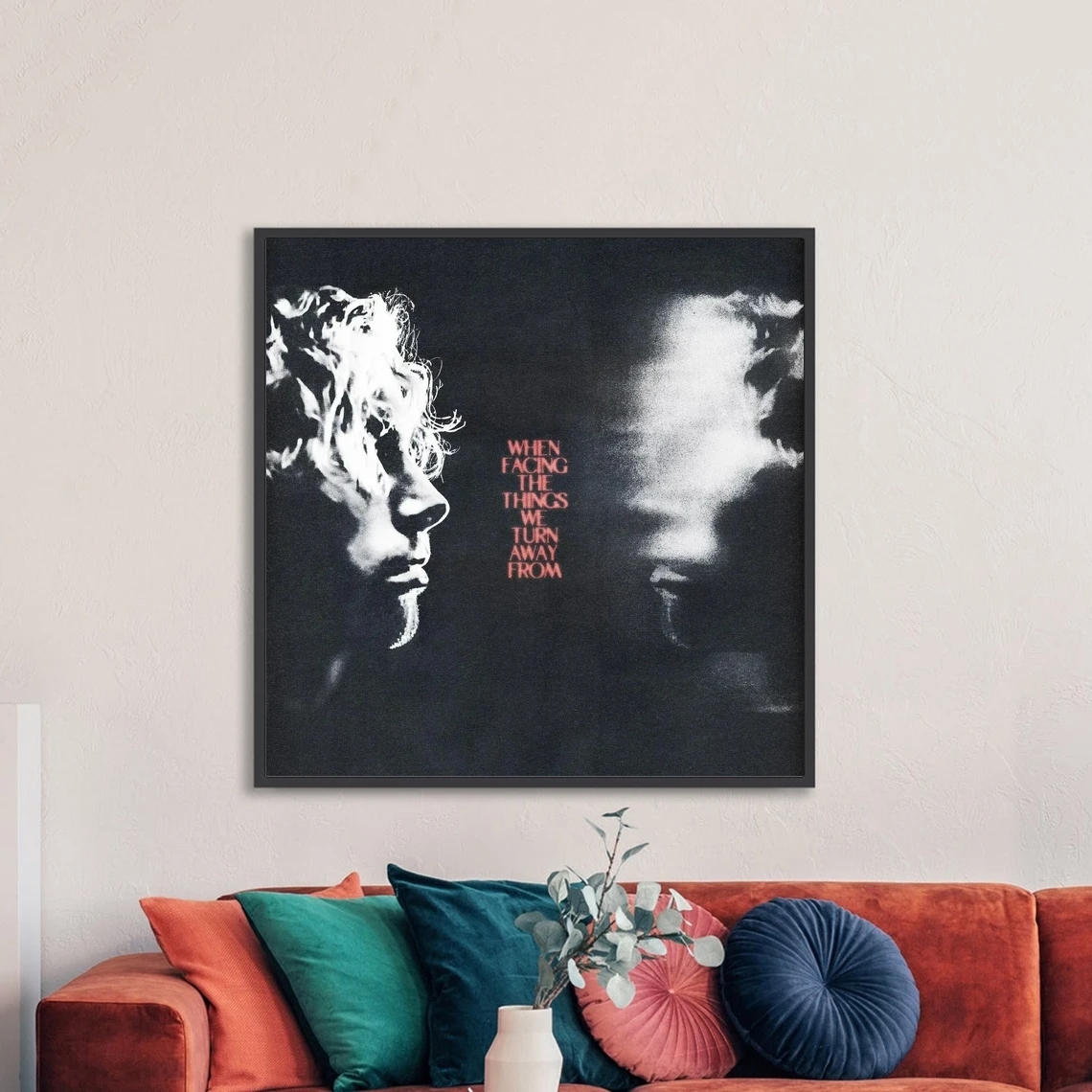 Luke Hemmings 2022 Lip Piercing