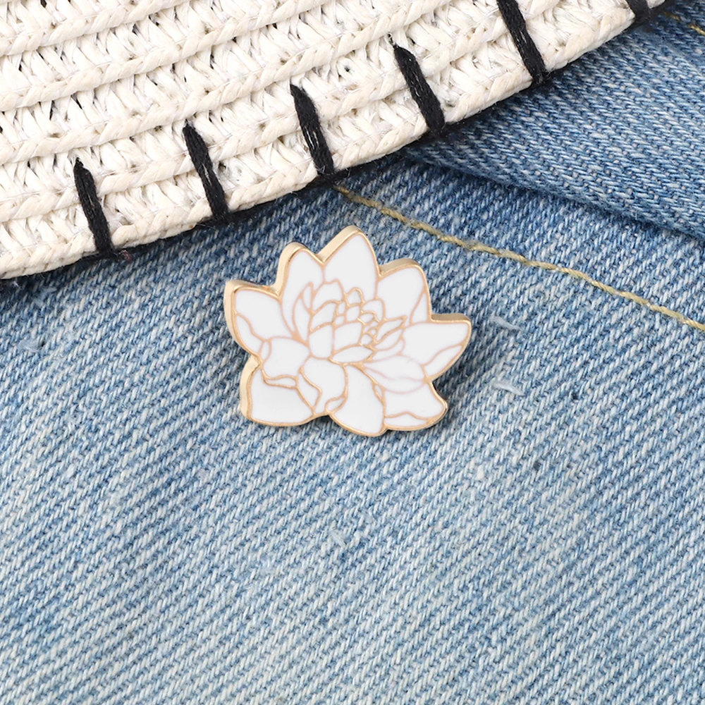 White Lotus Flower Enamel Pin Brooches Denim Shirts Lapel Pins Metal ...