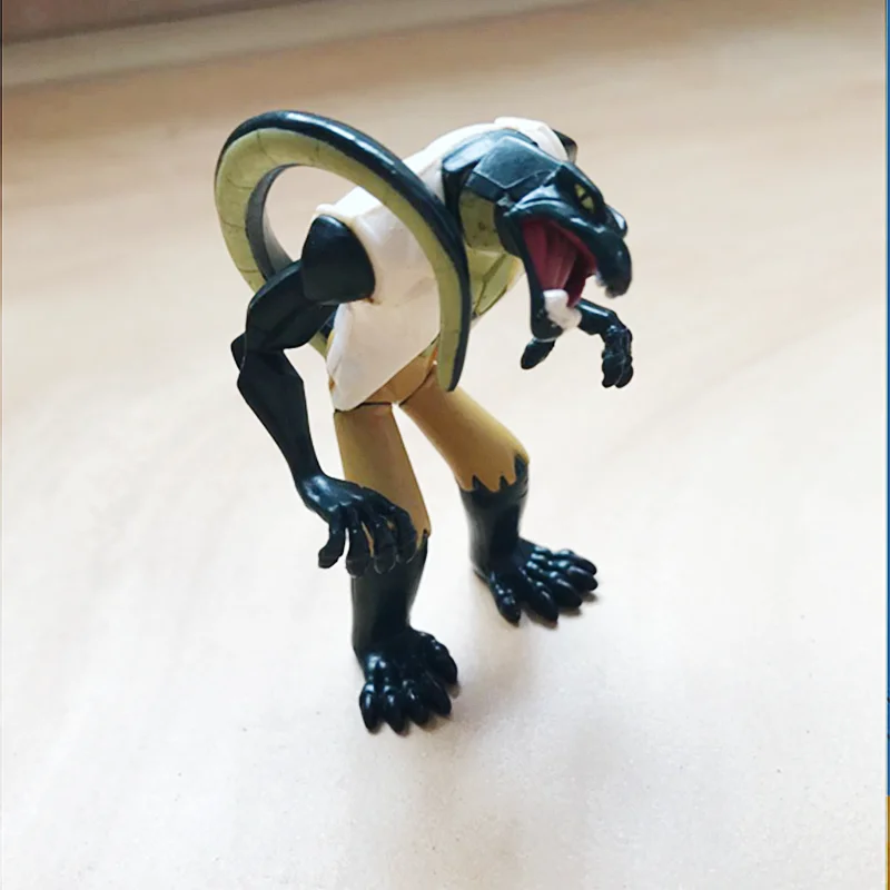 Spectacular Spider Man Lizard Toy