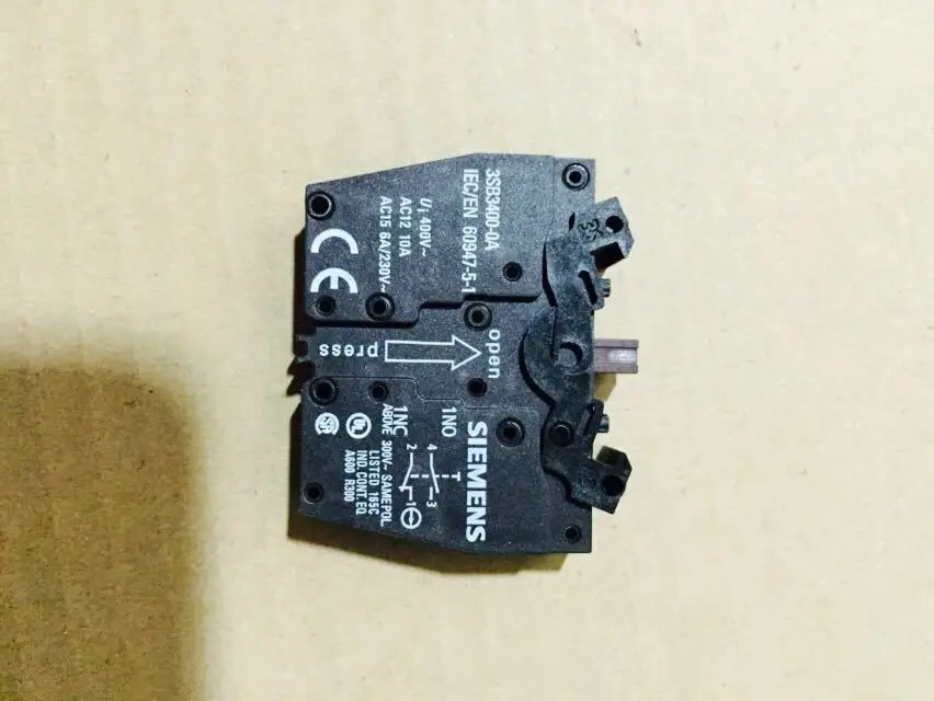 1pcs-SIEMENS-3SB3400-0A-CONTACT-BLOCK-1NO-1NC.jpg
