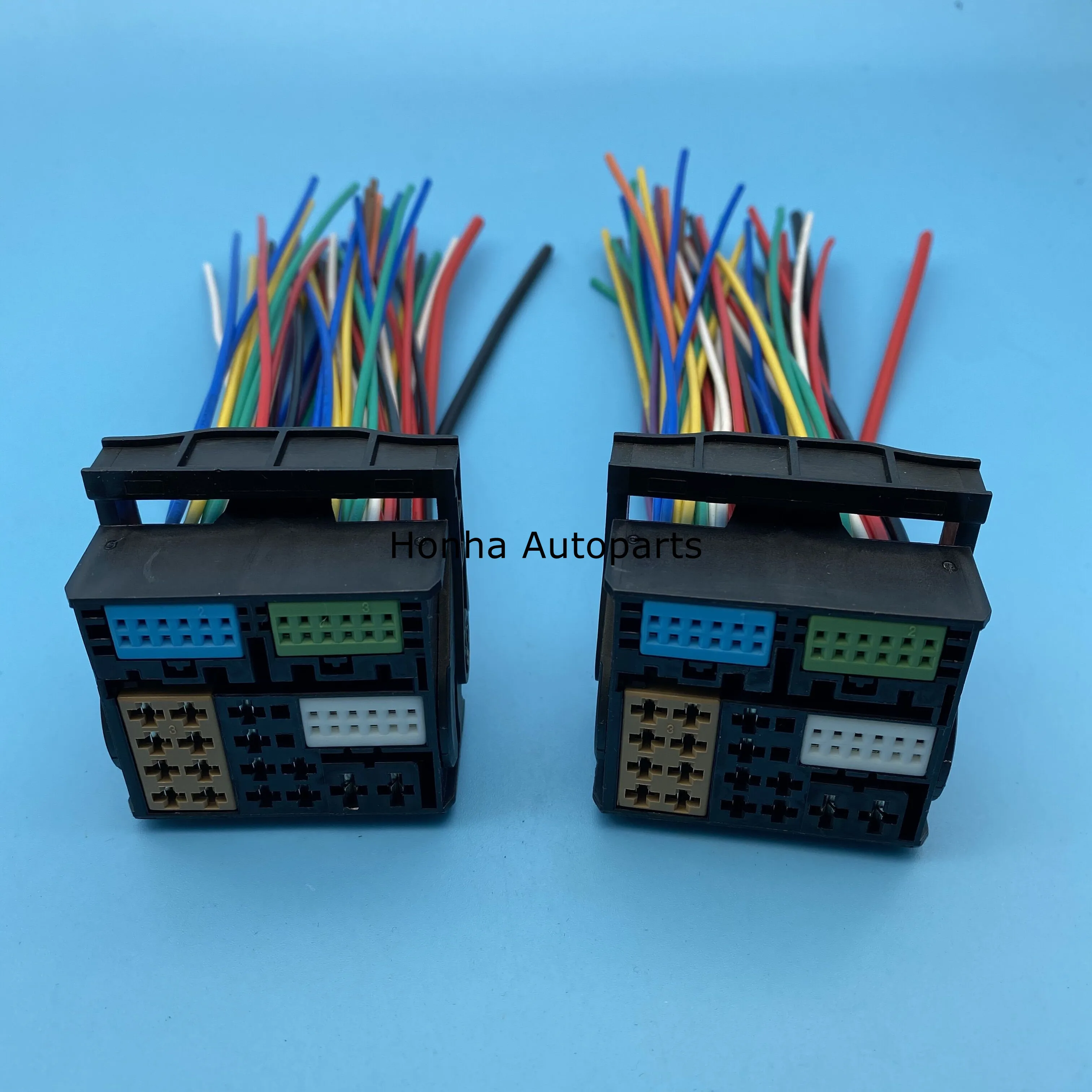 Car Multimedia Host Navigation Bluetooth Radio Plug Connector 52 pin ...