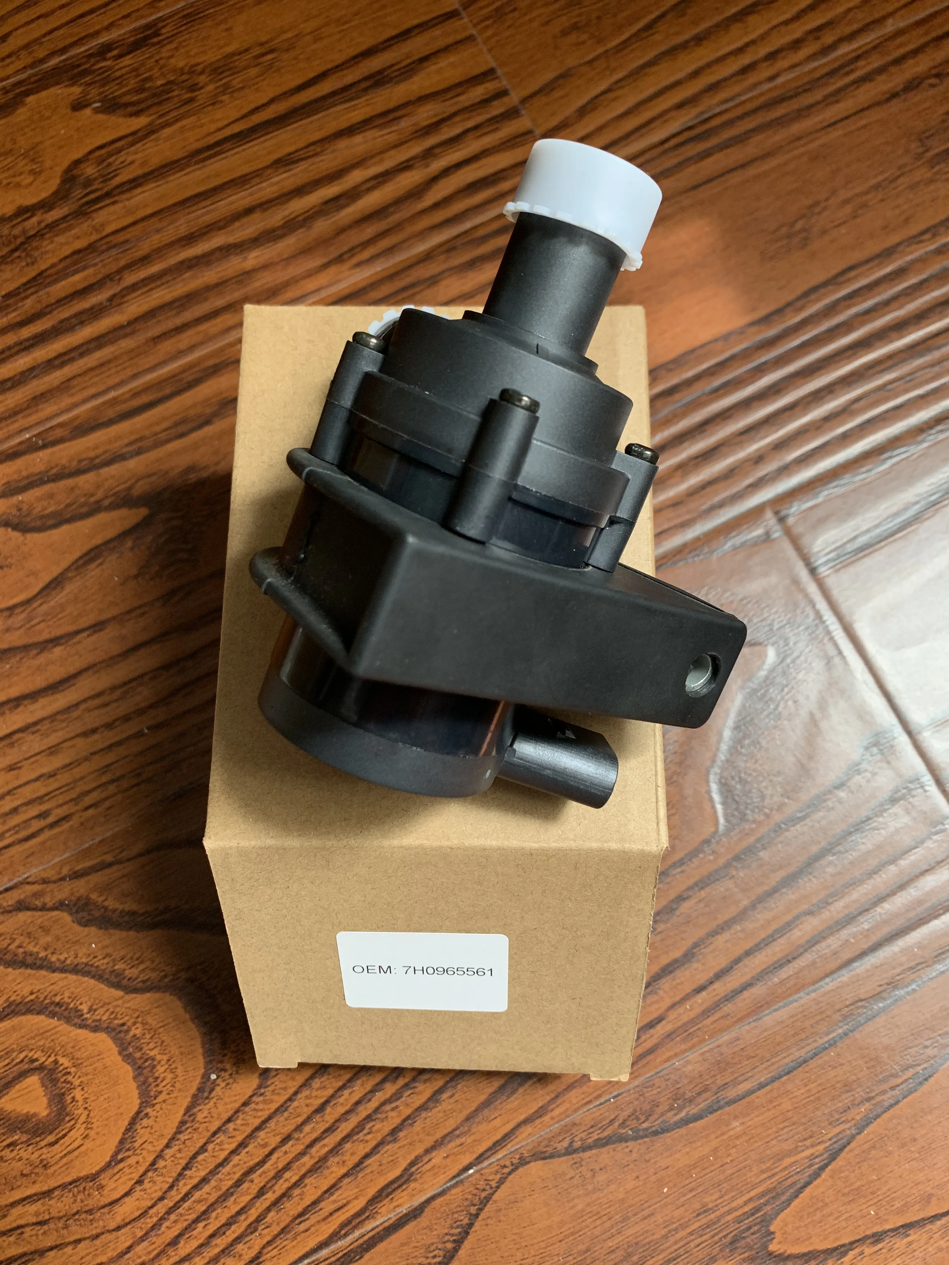 new Additional Auxiliary Coolant Water Pump For VW Volkswagen Multivan ...