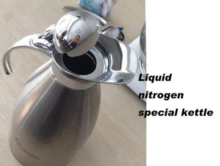Liquid Nitrogen Ice Cream Machine