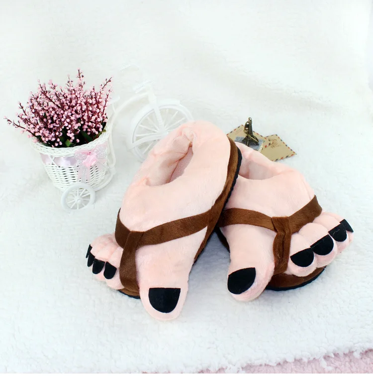 Chaussons gros pied dans une tong unisexe adultes • Chaussons Univers