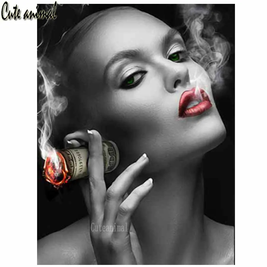 Diamond Lips With Smoke