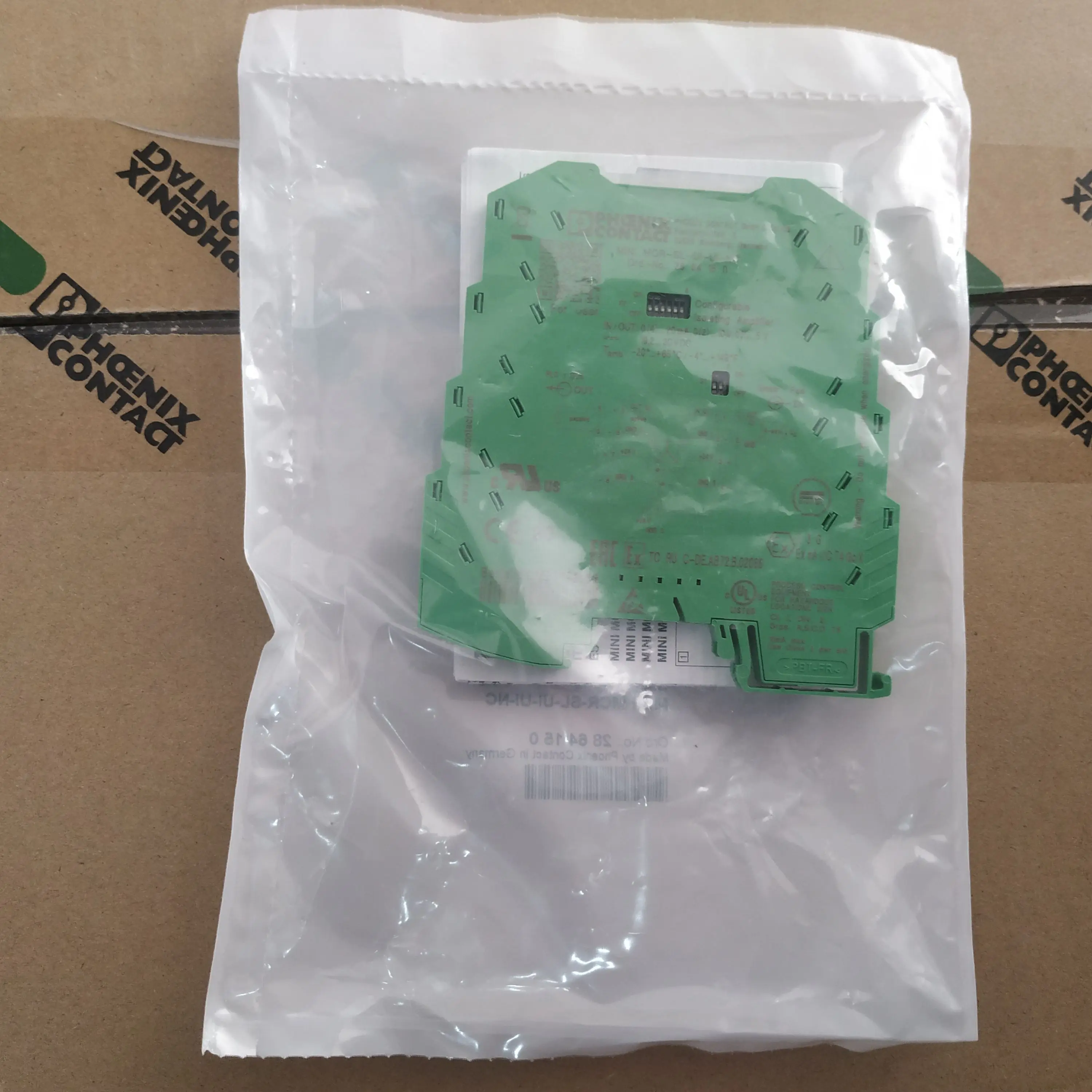 100-NEW-Phoenix-Contact-Signal-conditioner-MINI-MCR-SL-UI-UI-NC-2864150.jpg