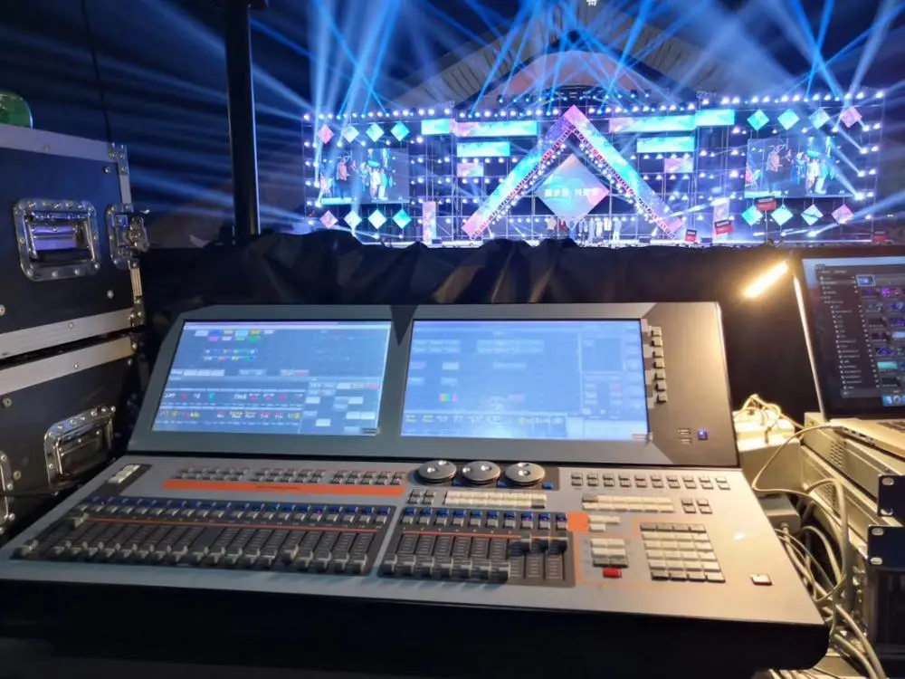 New-style-stable-double-screen-tiger-touch-plus-dmx-lighting-console ...