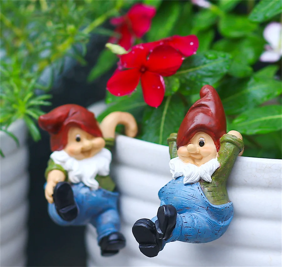 Gnomes With No Face Naughty Gnome Set - Middle Finger Resin Garden ...