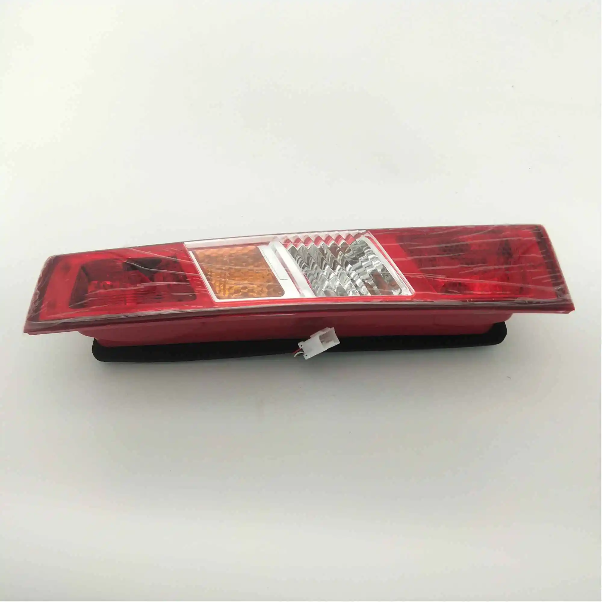 Spare-Parts-LDV-Maxus-V80-Rear-Light.png