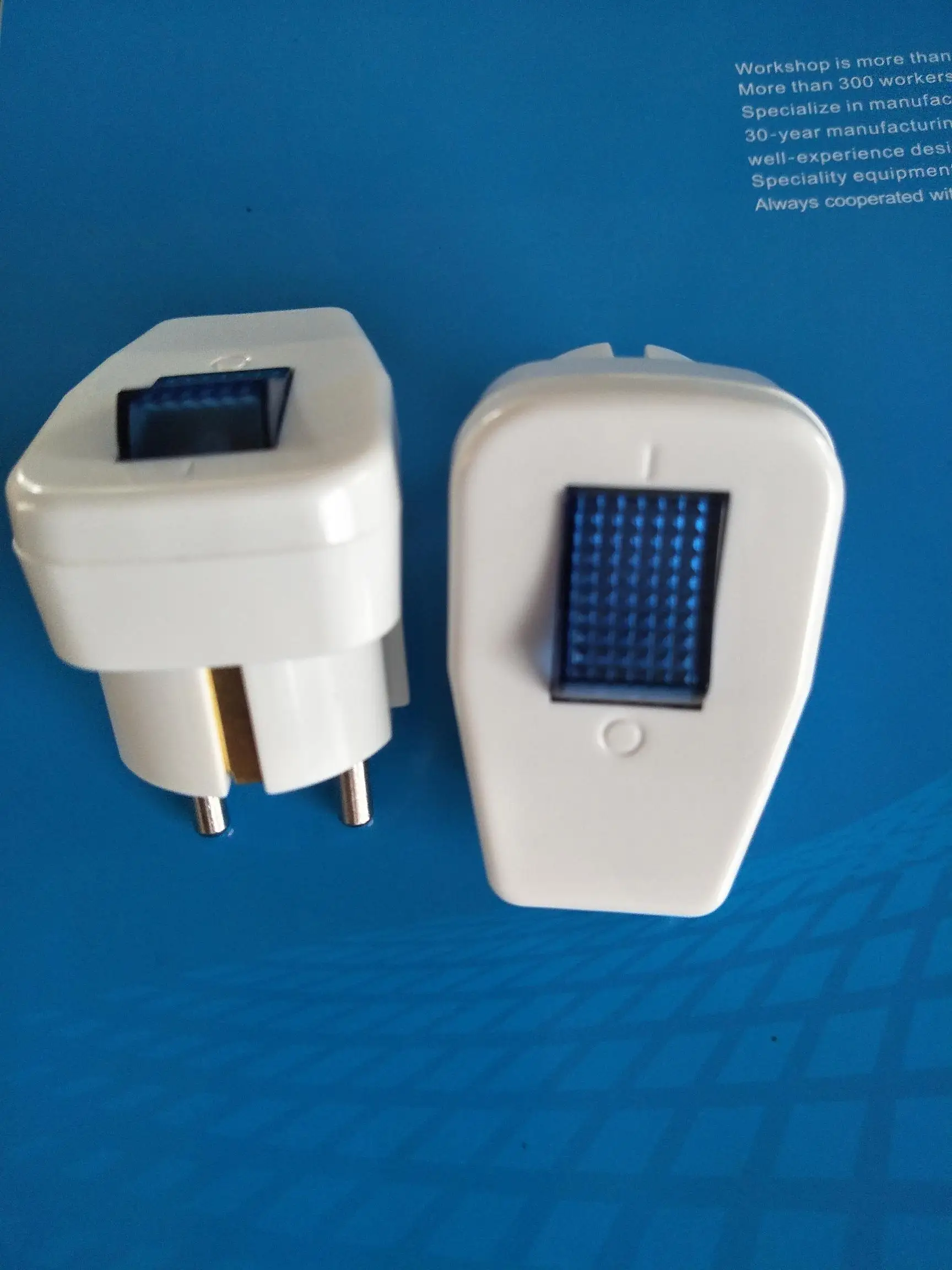 Plugs-with-Blue-Lamp-EU-Type-of-Adaptor-Russian-Market-Germany.jpg