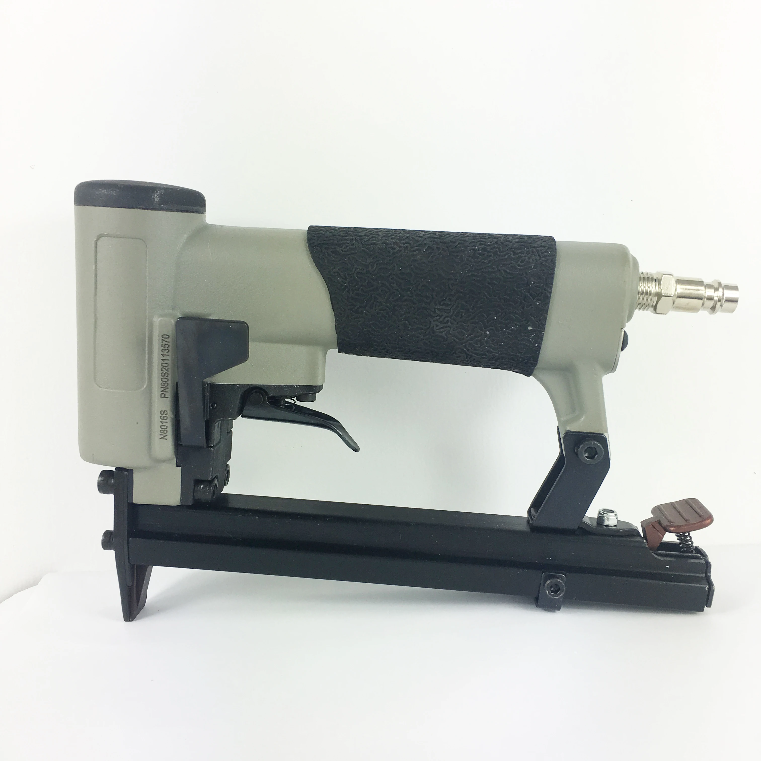 Automatic-Stapler-Gun-8016-auto-shooting.jpg