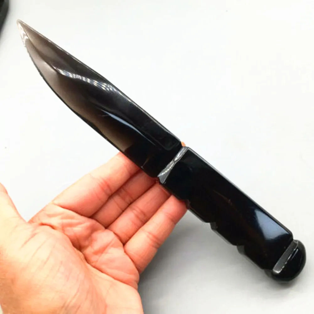 What Are Obsidian Knives